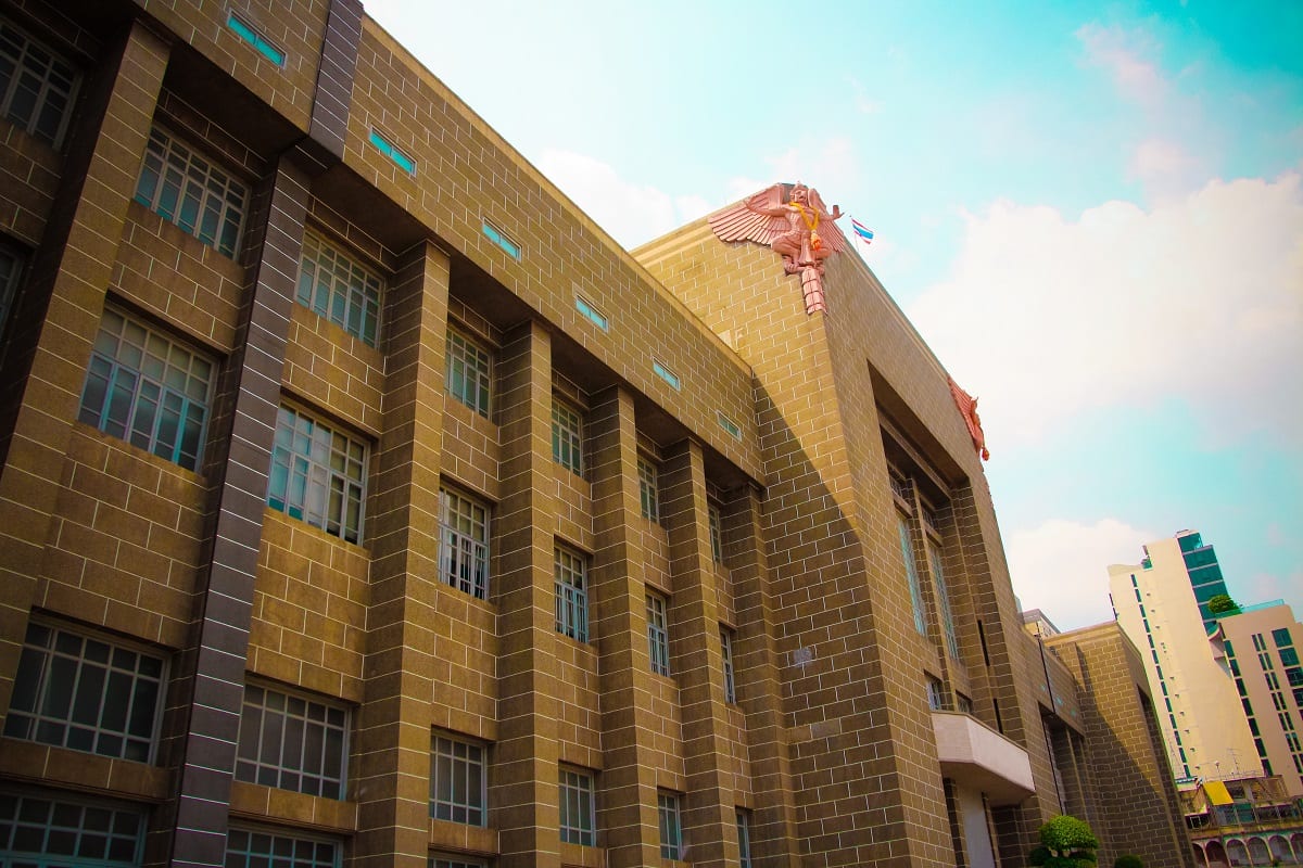 Bangrak Walking Tour: Where East Meets West - Bangkok walk